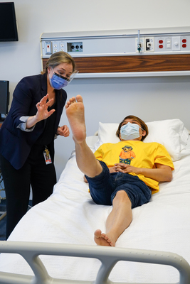 "National institute of health stroke scale (NIHSS) item 6: motor leg (l ...